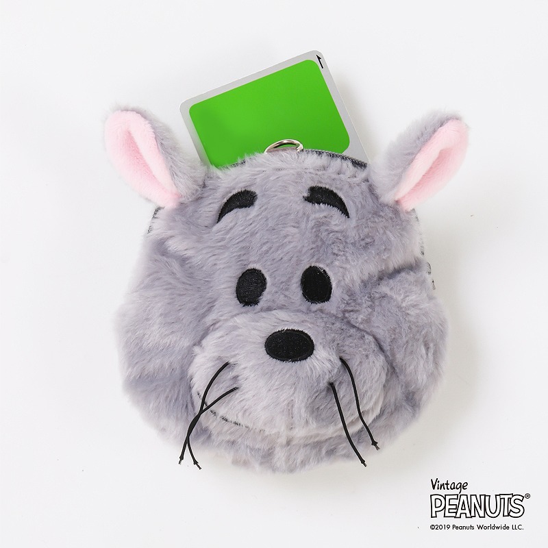 Books Kinokuniya: SNOOPY ＆ FARON ファ−ロンのふわふわネコポ−チポ−チに入るト−ト （[バラエティ ...